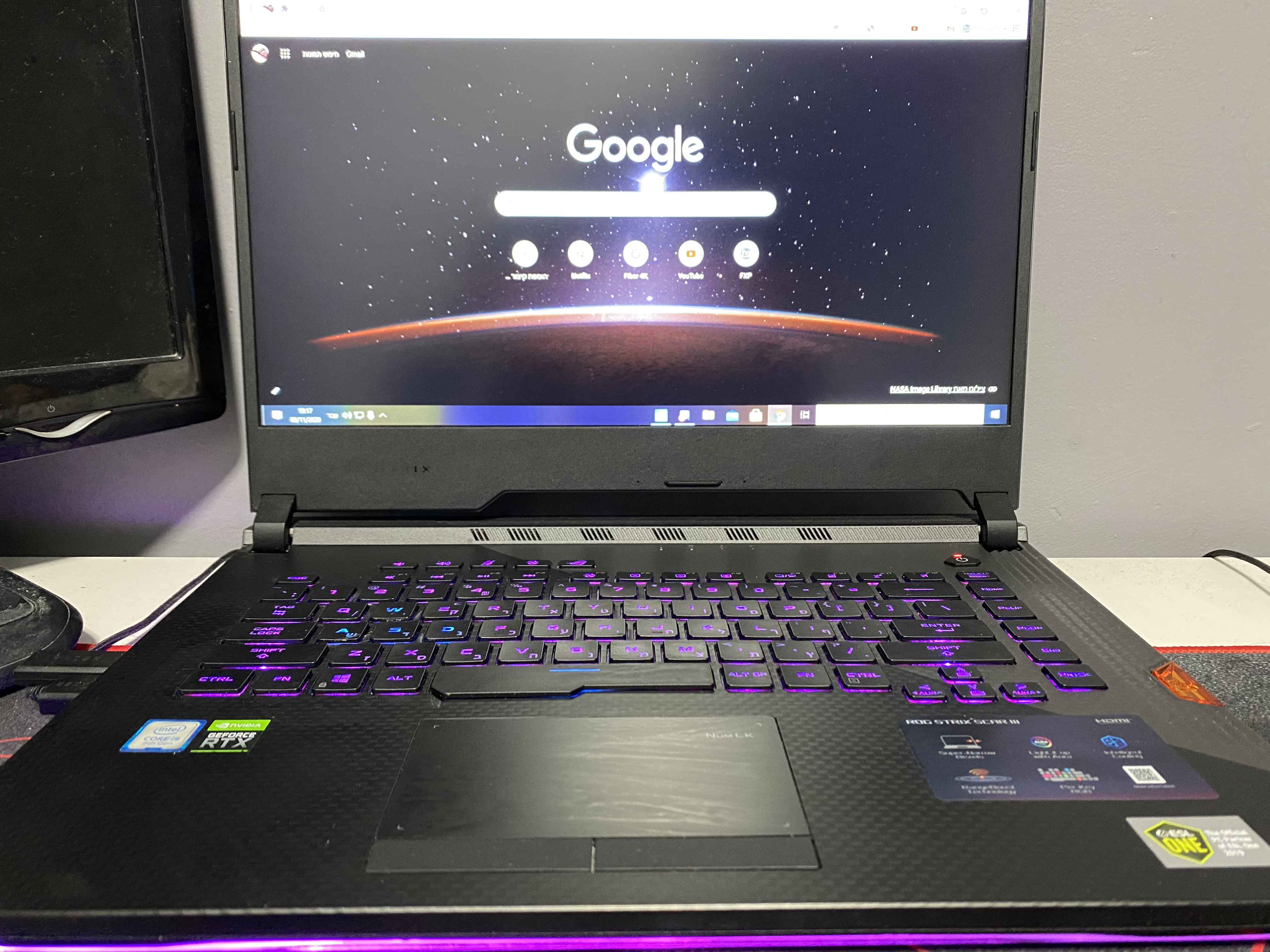 מחשב נייד גיימינג ASUS ROG STRIX III - FXP