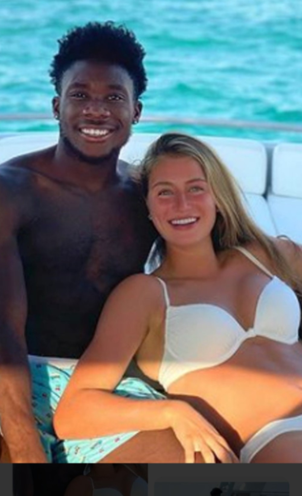 זוג בין גזעי בפריז צרפת - 2 - FXP