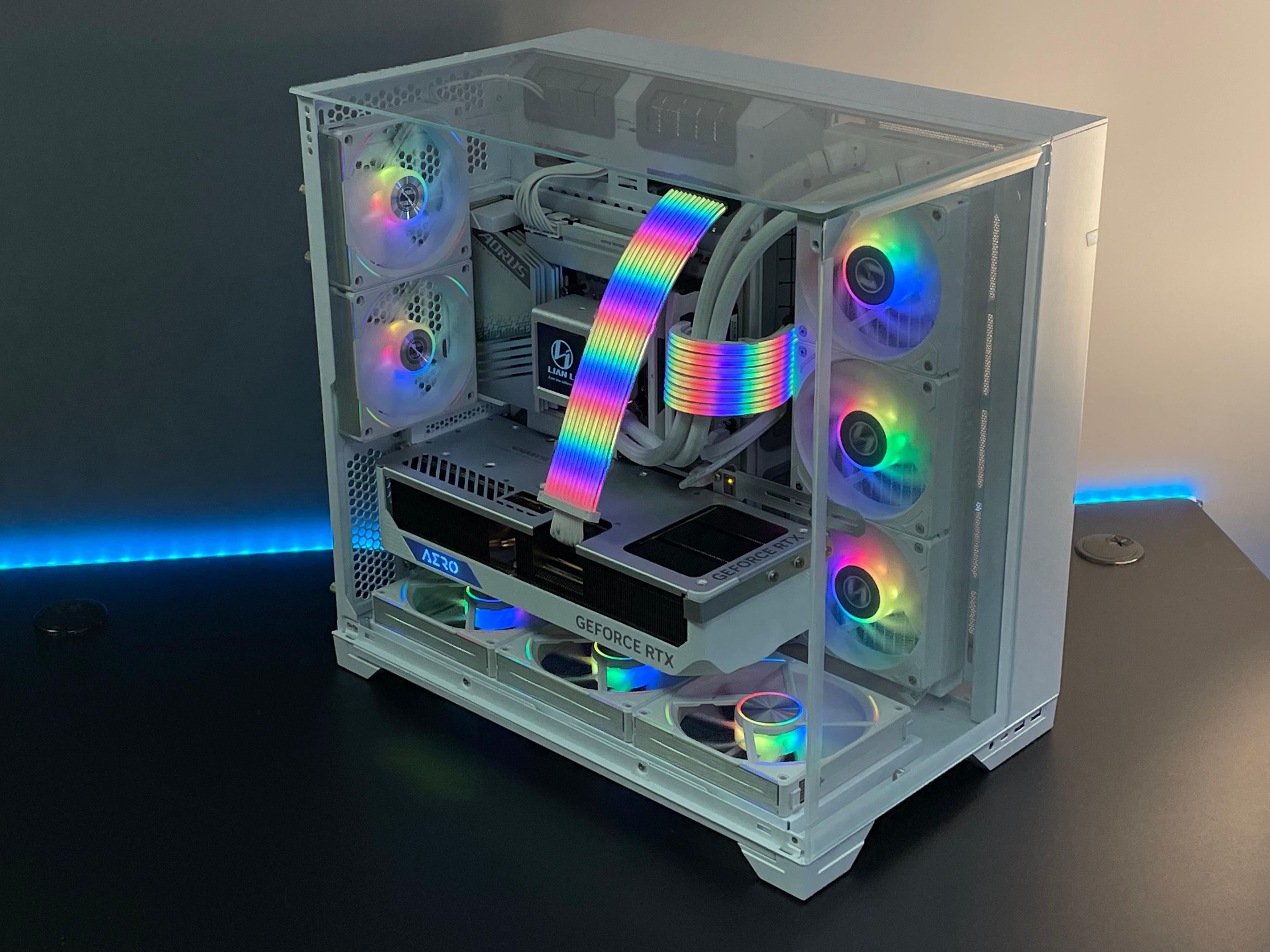 הרכבת בכורה על LIAN-LI VISION - מאת 🚀TMS.CO.IL 🚀 - FXP