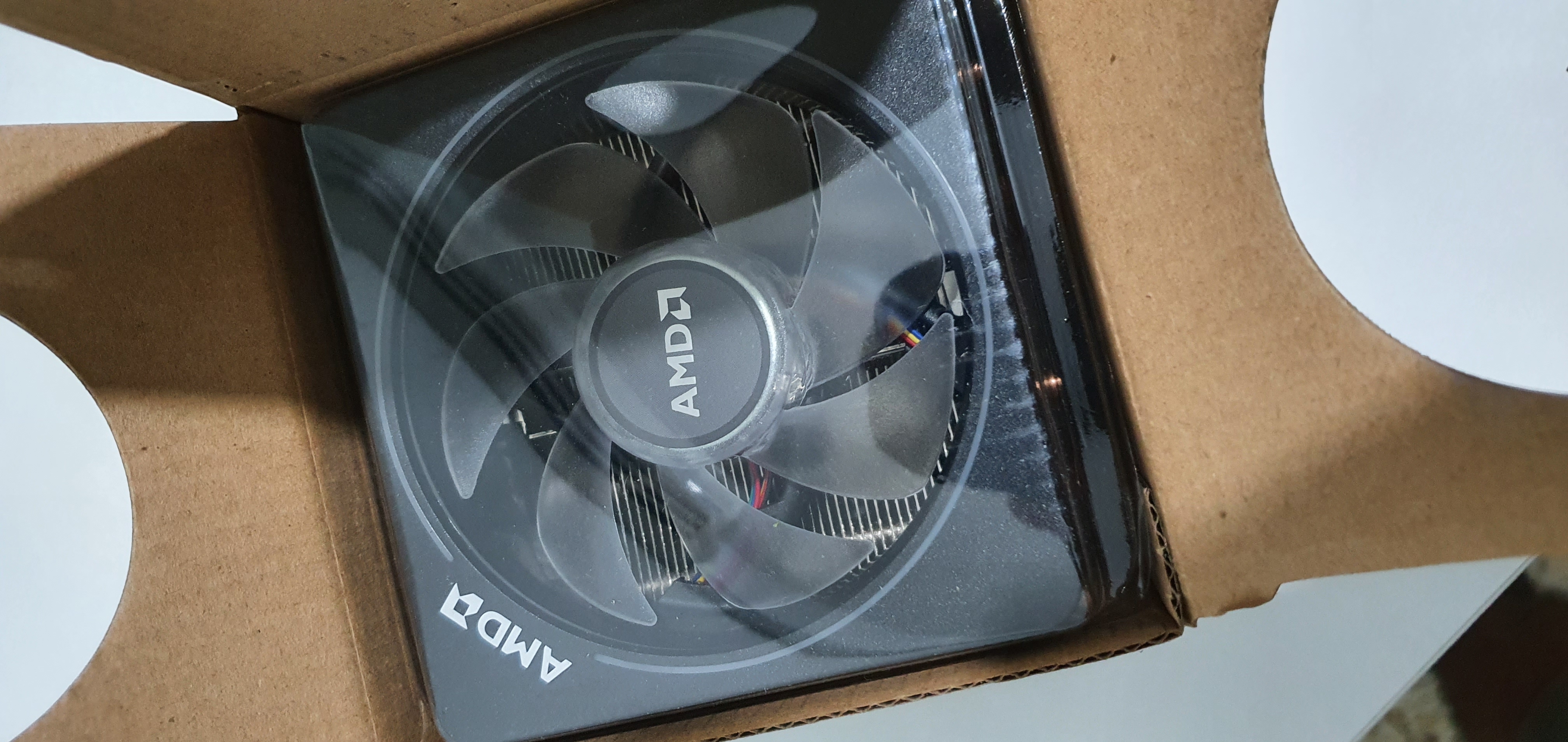 wraith prism - AMD Socket AM4 - FXP