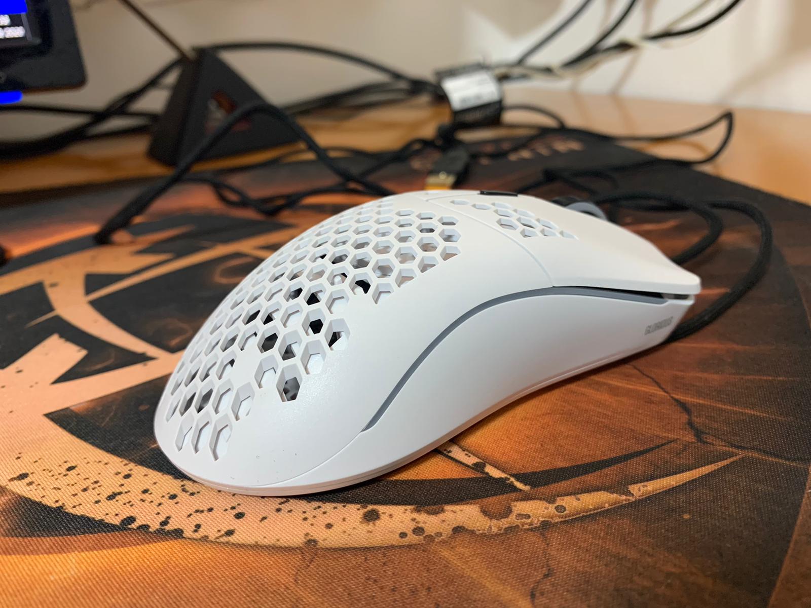 GLORIOUS Model O Gaming Mouse White ממש חדש! - FXP