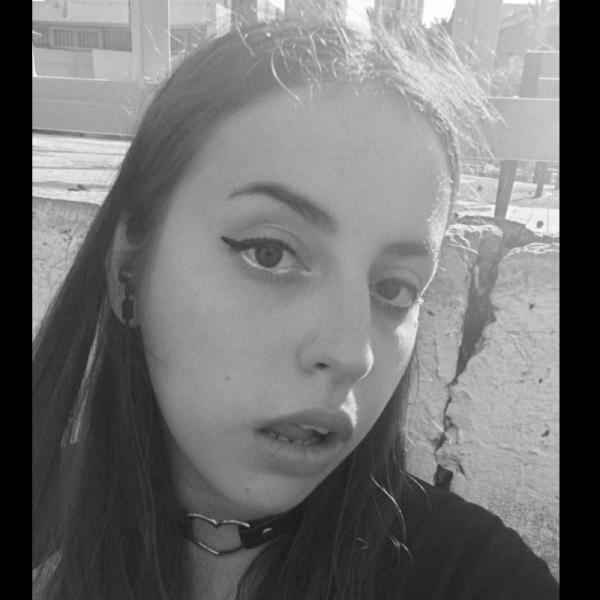 שונאת אנשים שרק מחפשים להתמסכן (25) - FXP